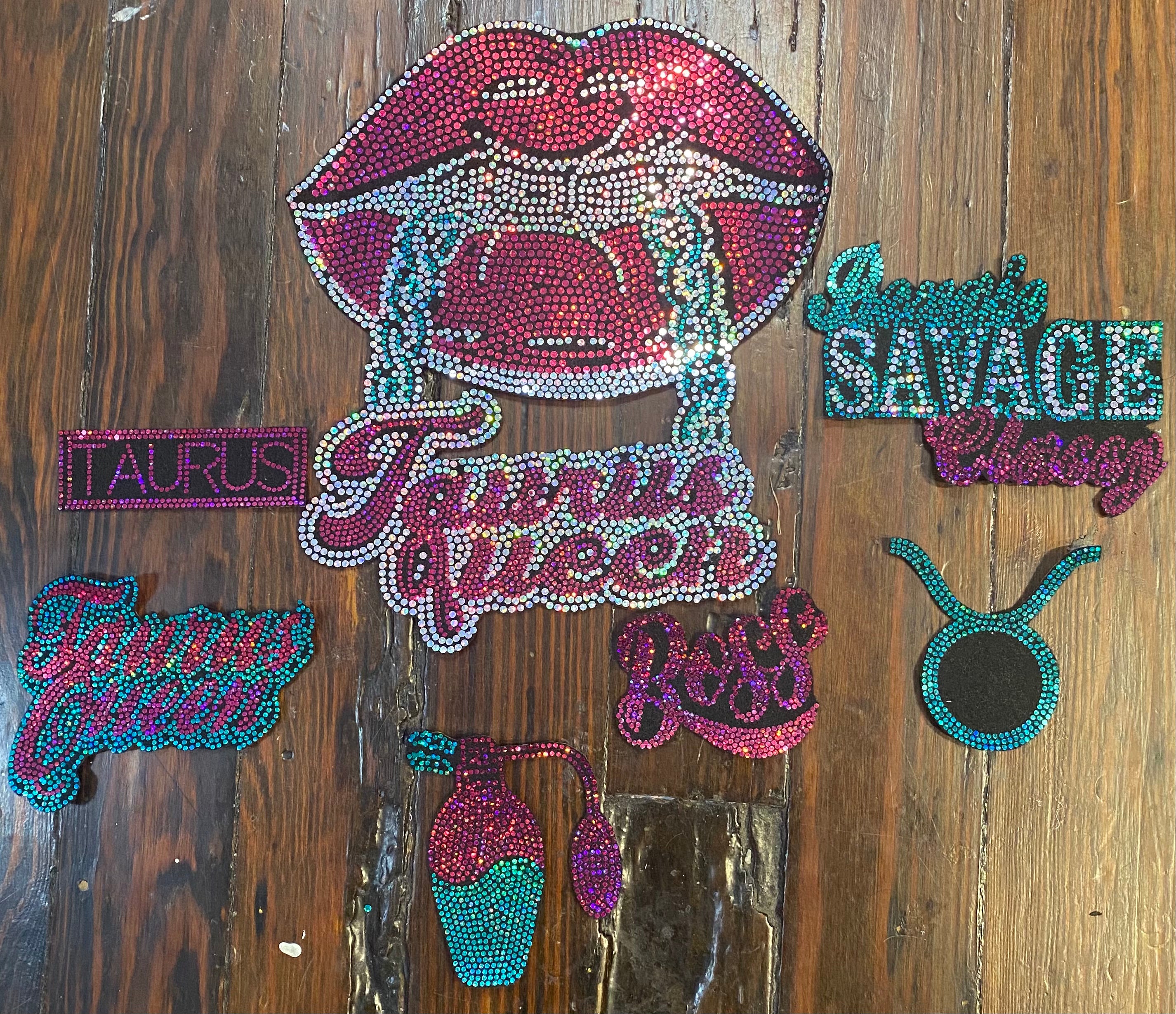 TAURUS QUEEN 7 PATCH SET – PATCH PRINCESS